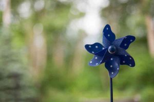Spiritual Meanings of Pinwheel (Explained)