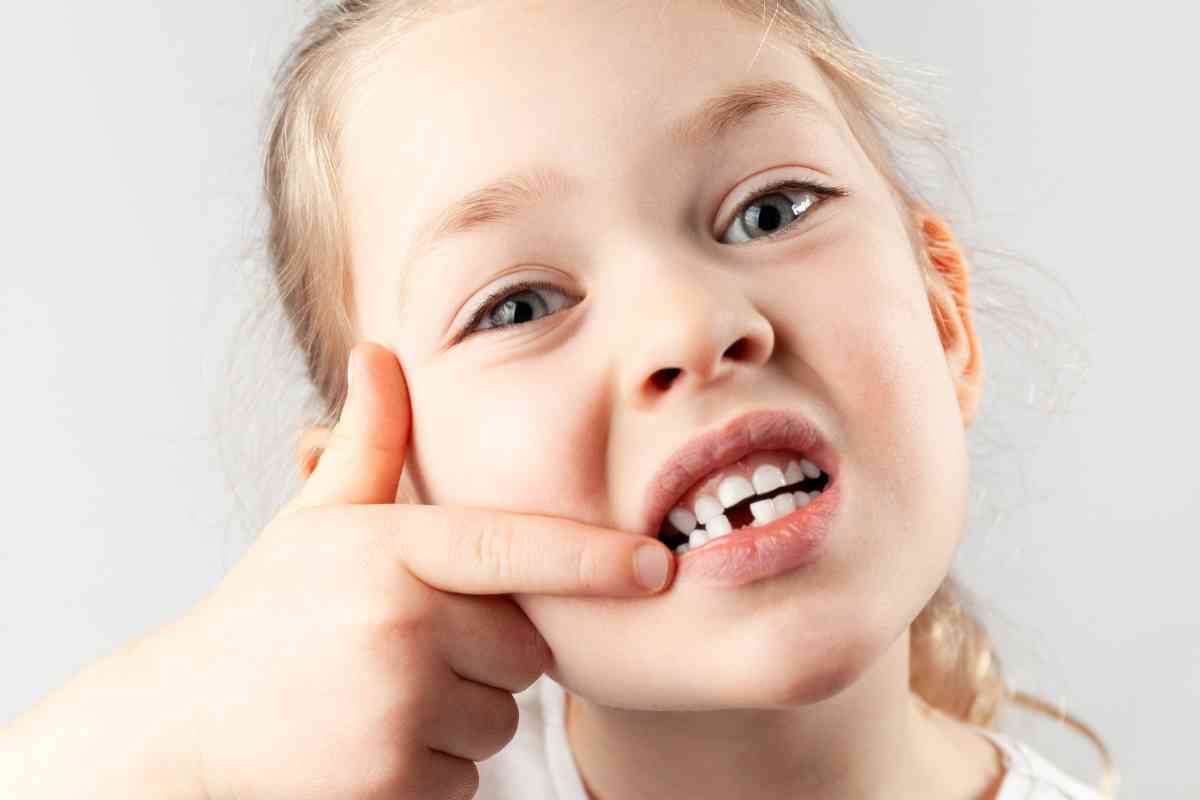 Spiritual Meanings of Teeth Falling Out (Deeper Insight)