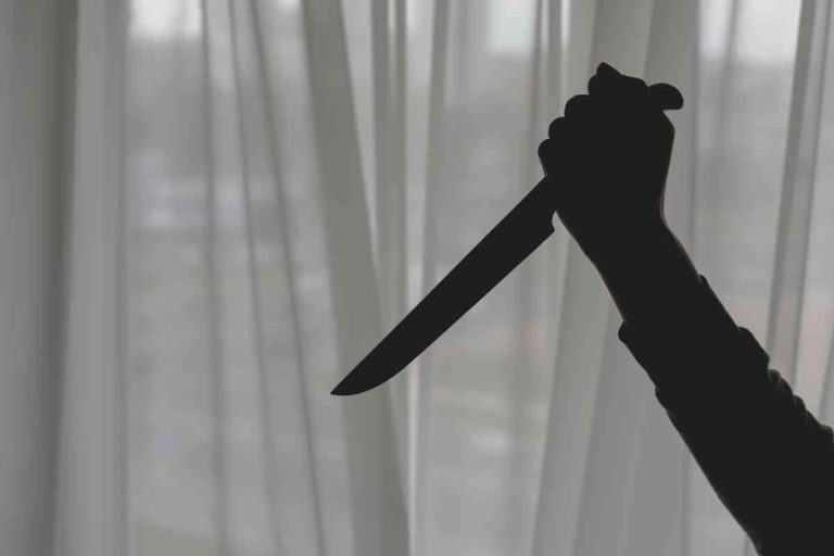 10 Spiritual Meanings of Stabbing Someone in a Dream